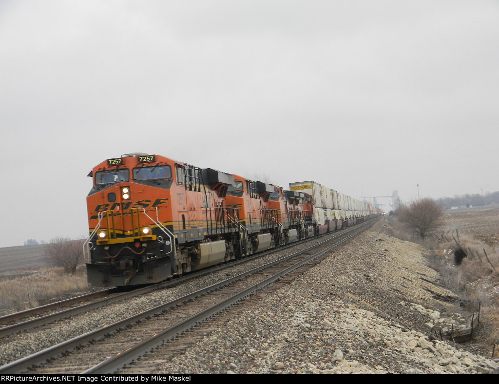 BNSF 7257